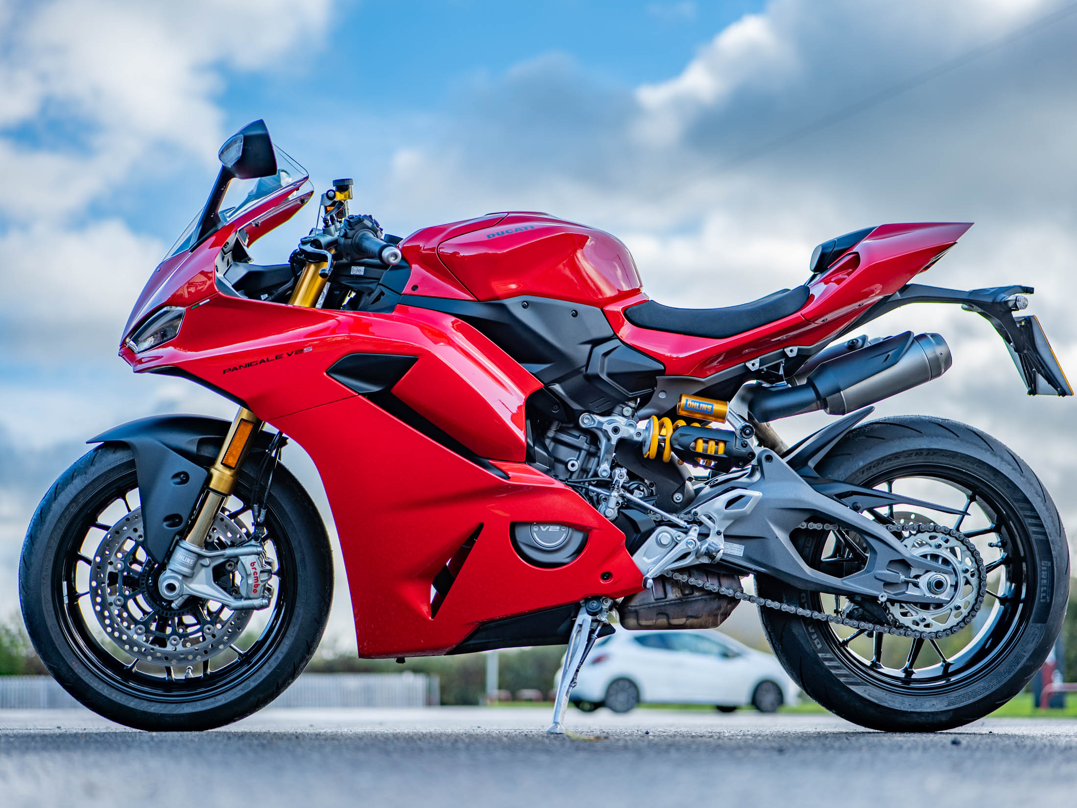 2025 Ducati Panigale V2 S Red 120hp 890cc Manual 6 Speed Ex-Demo VAT Qualifying Extended ...