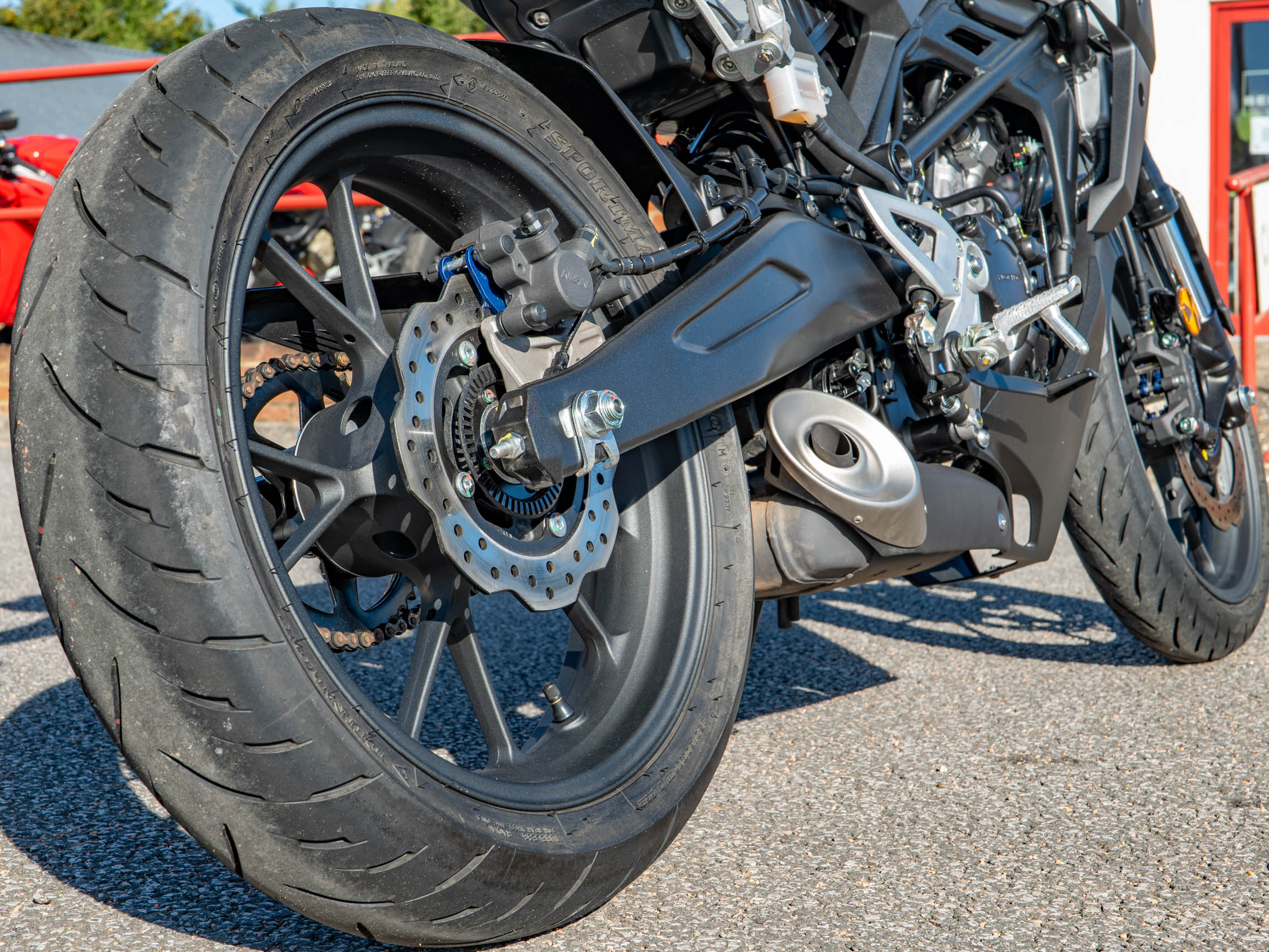 2025 Honda CB 125 R White 15hp 125cc 6 Speed 1 Owner Learner A1 Legal TFT Screen On Yer Bike ...