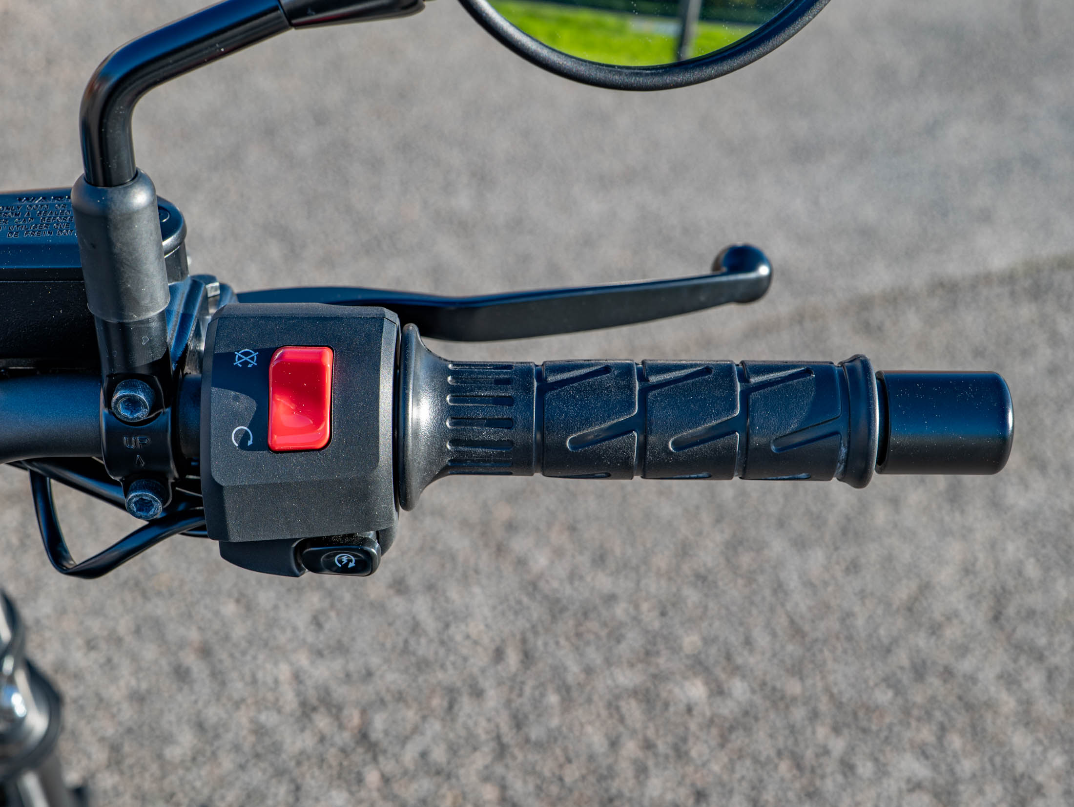 Ex-Demonstrator Kawasaki Eliminator 500 Black 45 hp 451cc 6 Speed Manual A2 VAT Qualifying On ...